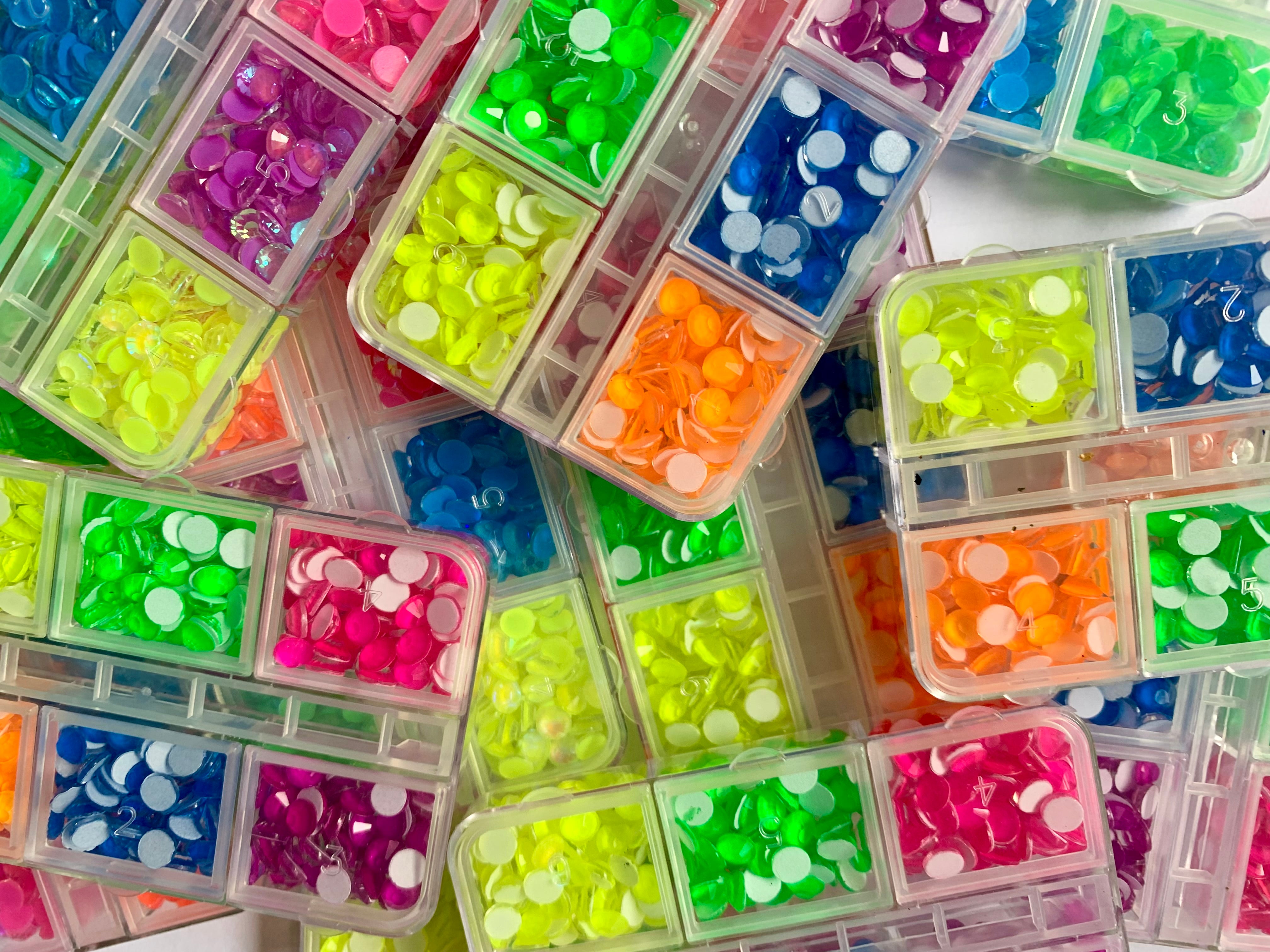 Mixed SS20 Rhinestone Boxes – Babushka Dance Supplies